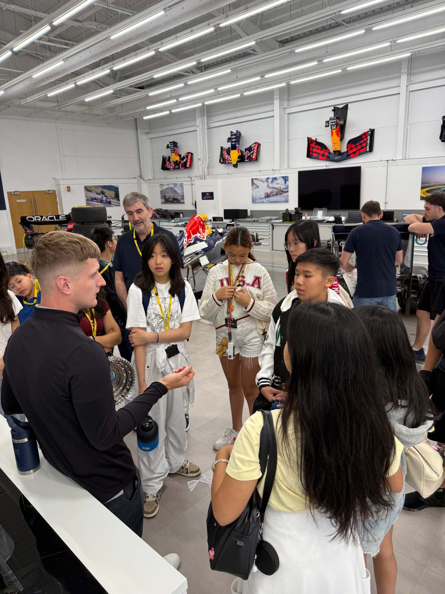 Academics Middle – International Christian School